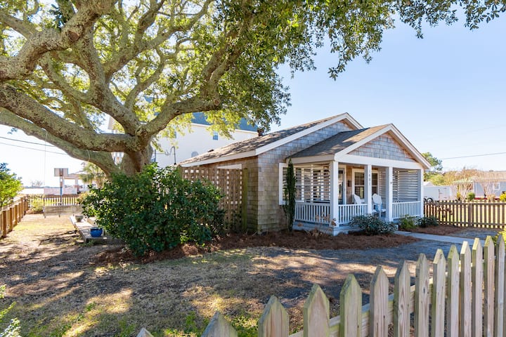 Walk To Big Rock Landing|family Cottage|waterviews - Morehead City, NC