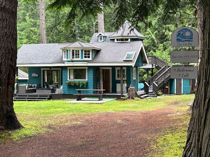 Sea La Vie On Savary Cottage - Vancouver Island