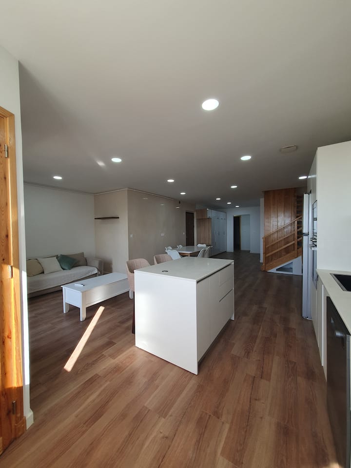 F2 Lumineux Avec Vue Mer Et Terrasse - Argel