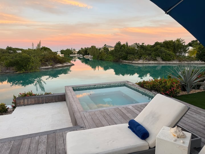 Vistavilla - Turks and Caicos Islands