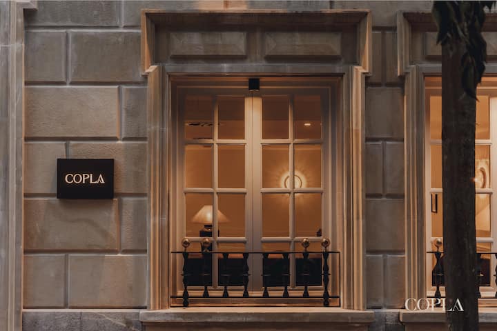 Estudio Superior · 4 Personas - Copla Bilbao - Bilbao