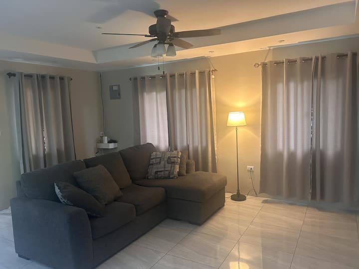 Spacious, Peaceful Home In San Ignacio - Belize