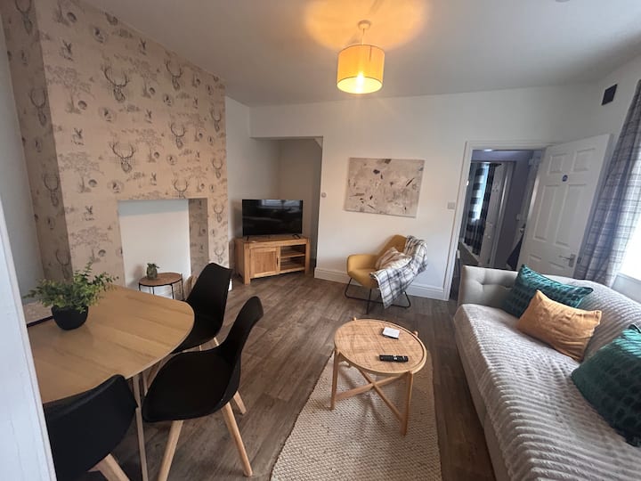 4 Bedroom 2 Bath Percy House Contractor Haven - 셀비