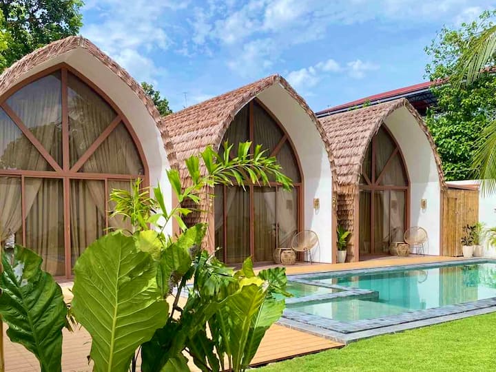 Balai Ni Sonia - Entire Villa (Maximum 12 Guests) - Oslob