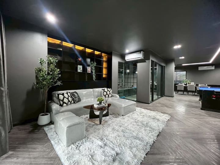 บ้านพร้อมสระน้ำส่วนตัว ใกล้สนามบินสุวรรณภูมิ - Bangkok