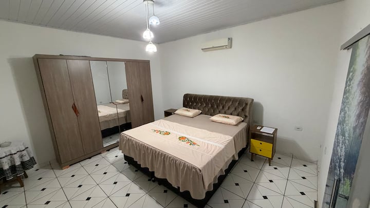 Acomodação Referente A 02 Quartos. - Coxim