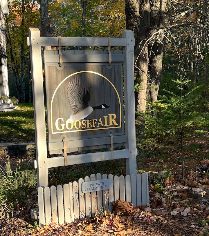 Salty Timbers At Goosefair / Kennebunkport Maine - Kennebunkport, ME