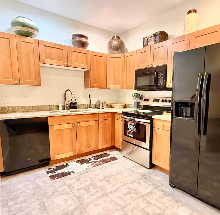 The Restful Saguaro Casita - Carefree, AZ