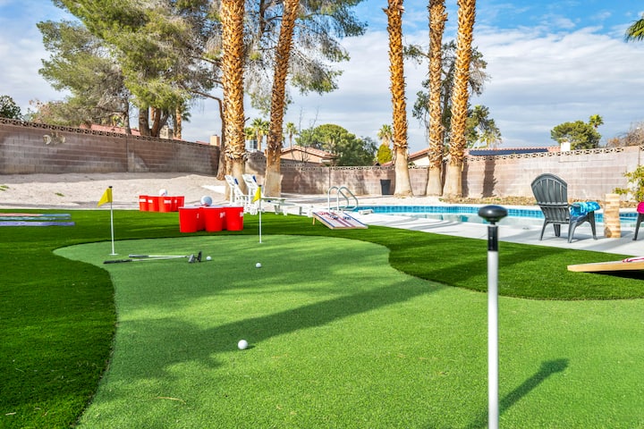 5 Beds Vegas Luxury Oasis Pool Games Near Strip! - Las Vegas, NV