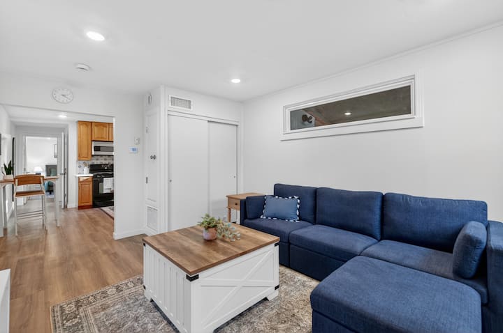 Monthly Stay: Modern 1br Near Uc Davis Med - Sacramento, CA