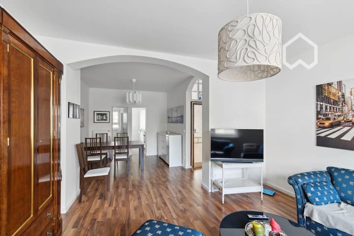 Nah An City, Ezb & Wald: Frisch Renovierte Wohnung - Frankfurt