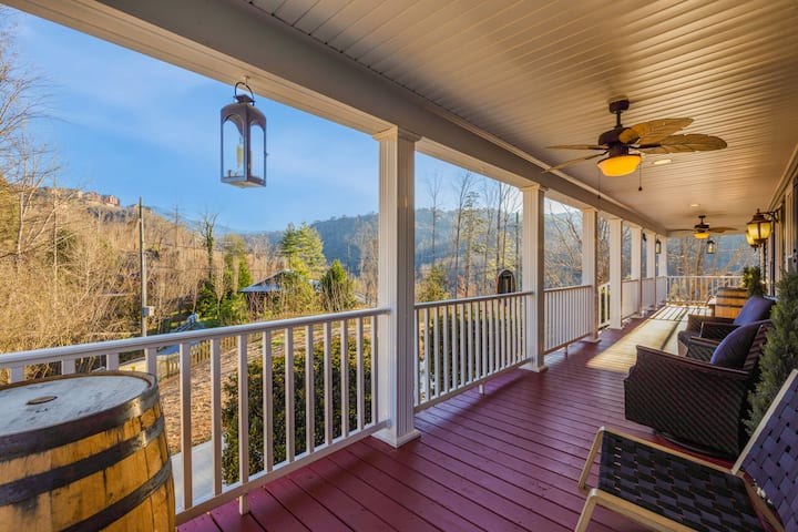Views/private/fire Pit/game Room/porch/peaceful - Gatlinburg, TN