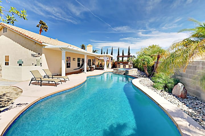 Stunning Home With Private Heated Pool - Cathedral City, CA