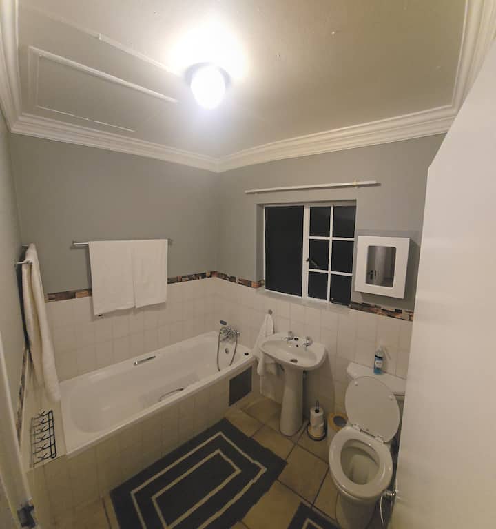 Schumachers No.47

1 Bedroom Apartment - Centurion