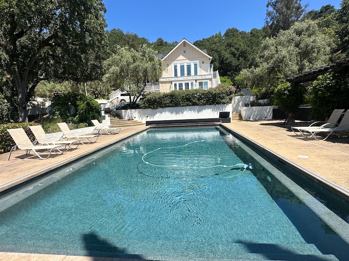 Near Historic Plaza Beautiful Pool And Hot Tub - Sonoma, CA