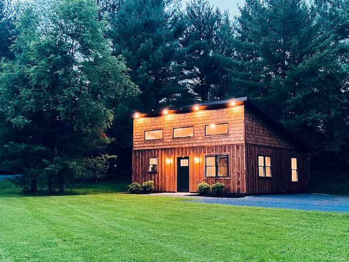 Raven Acres Adirondack Cabin 6 - Chase Lake, Glenfield