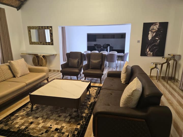 Mavambo Estate - Zimbabwe