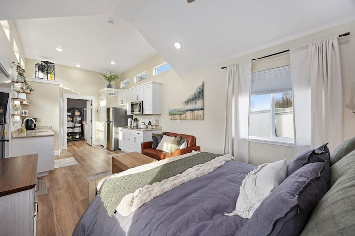 Town Square Tiny Home - Rupert, ID