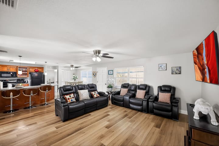 Beautiful 4/2 House, Minutes From Busch Gardens ! - Tampa, FL