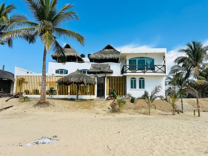Casa A Orilla Del Mar En Pie De La Cuesta Acapulco - Pie de la Cuesta
