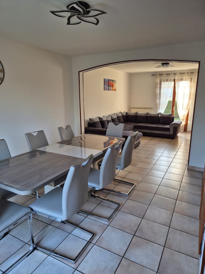 Maison Individuelle Avec Garage - Marne