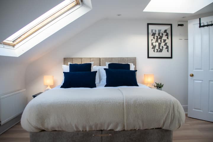 Long Stay Listing - 4br, 3bath, Parking, Wifi - Twickenham