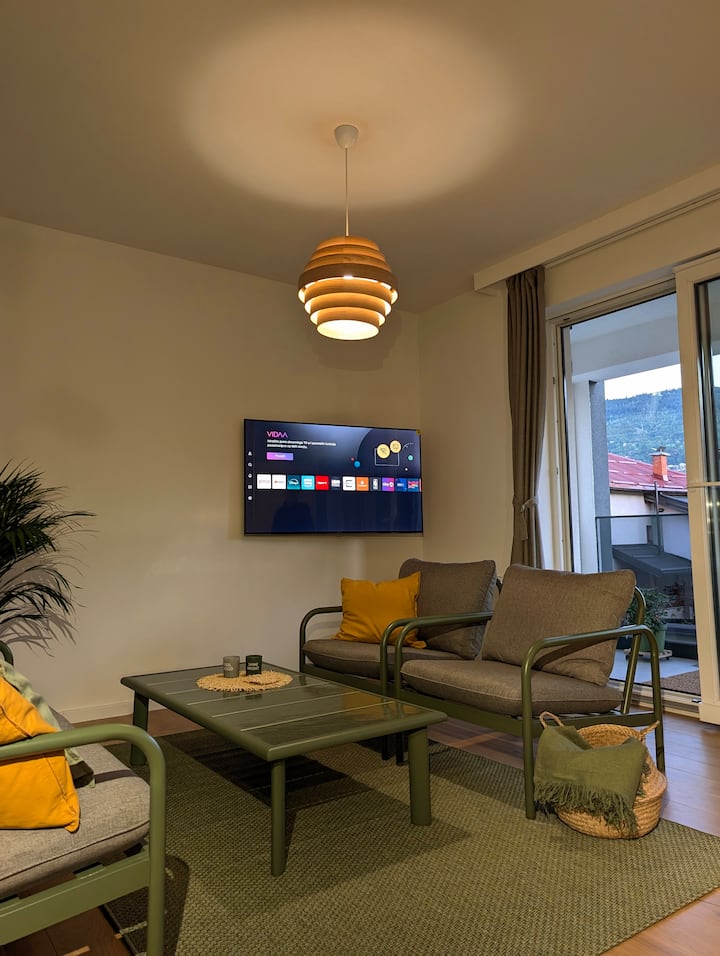 Threen| Sarajevo Old Town  W/ Private Parking - ساراييفو