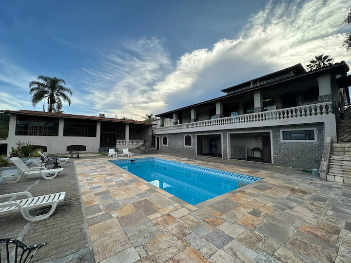 Chácara Frente Rio Em Condomínio Fechado - Guararema