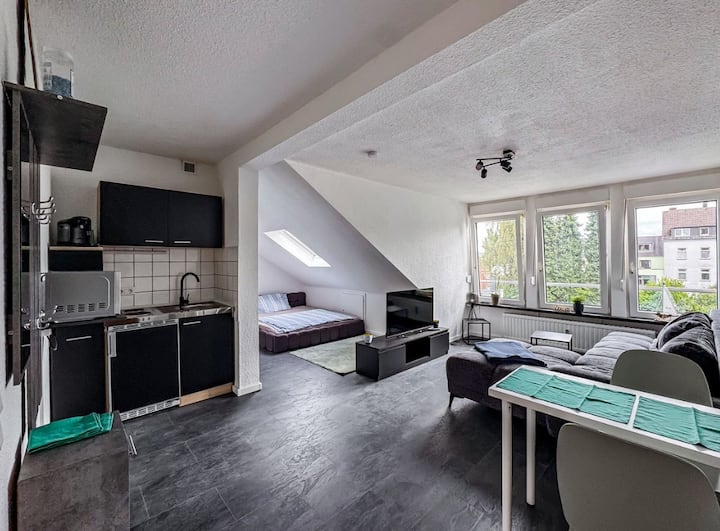 Kleines Dachgeschoss-studio - Bochum