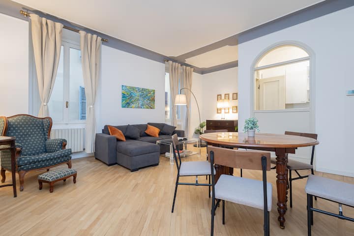 [5 Min Duomo] - Brera Vintage Apartment - Milano