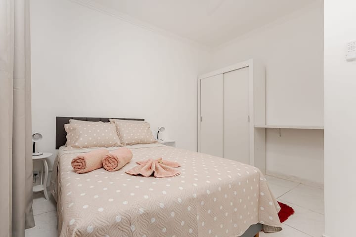 Apto Completo Em Frente à Ufpr! - Curitiba