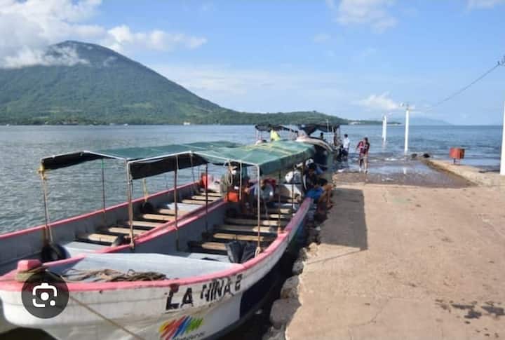 Habitación López Banegas - Amapala
