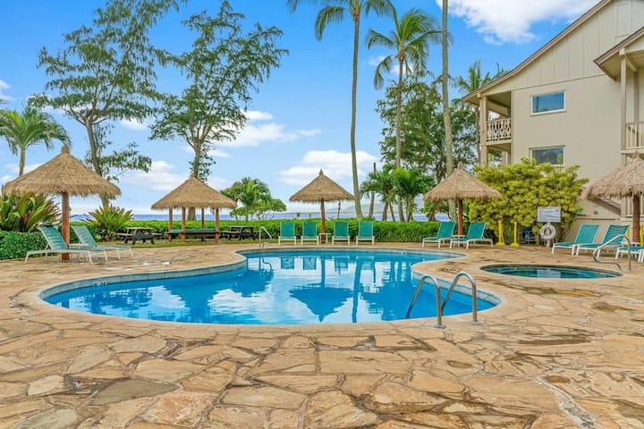 Sweeping Studio | Pool | Hot Tub | Near Beachside - Kauai, HI
