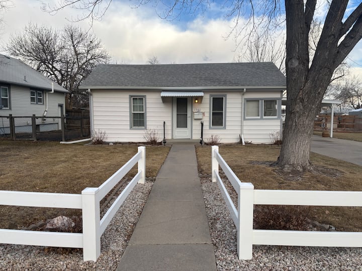 The Classic / Timeless: 1912 Washington Cottage - Loveland, CO