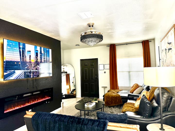 Cozy 6bdrm Townhome To *At&t Stadium & Six Flags* - Arlington, TX