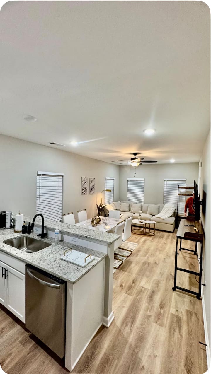 The Carmel House - Carrollton, GA