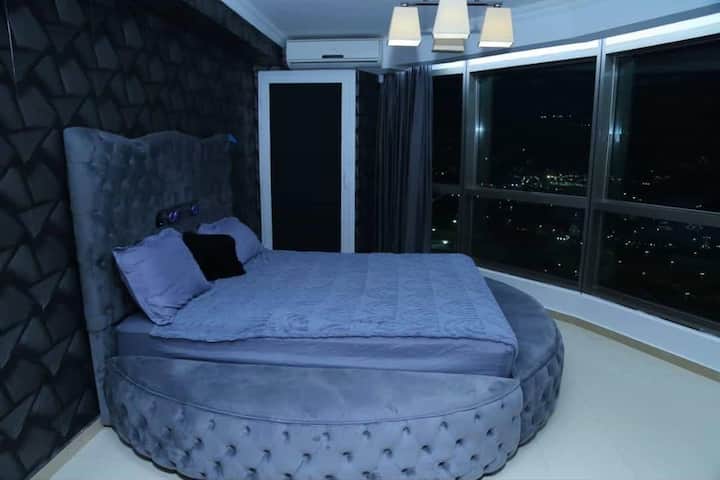 Appartement Luxueux Et Spacieux - Oran