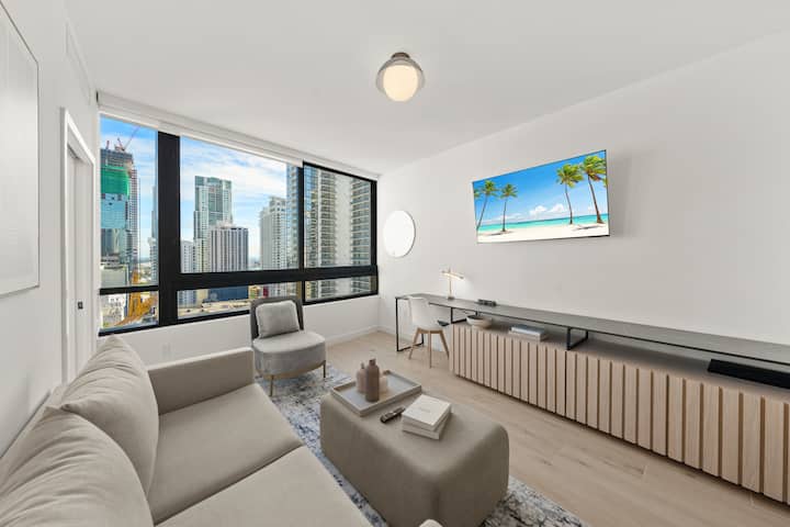 New Miami Downtown 2 Bd | 2 Ba City Skyline Views - Miami, FL