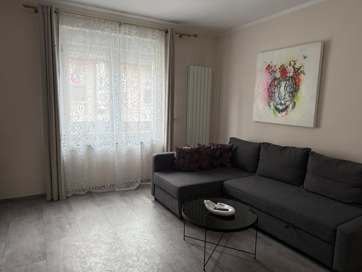 Moderne 2-zimmer-wohnung Mit Parkplatz & Terrasse - Siegen