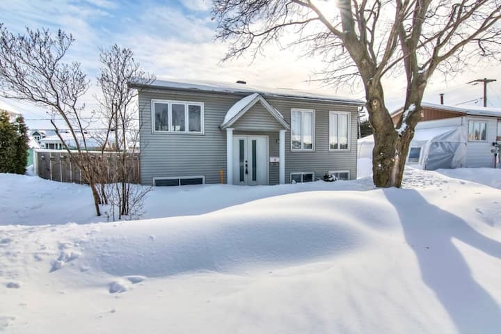 Maison Charmante Et Lumineuse - Longueuil