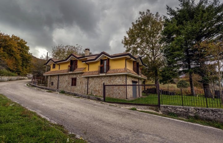 Spina Lake Rooms Matese- Casa Vacanze Nel Matese - Campitello Matese