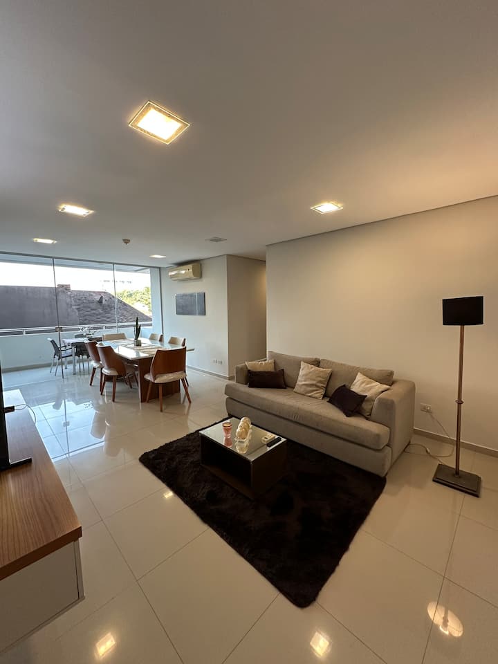 Dpto. 2 Dormitorios Zona Shopping Mariscal López - Asunción