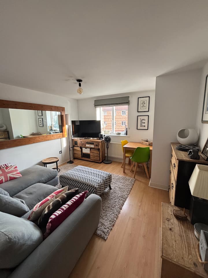 Cosy Jewellery Quarter Flat With Gated Parking - Birmingham
