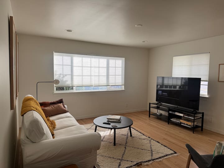 Newly Renovated Union City Home - Union City, CA