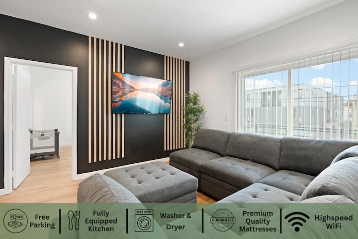 Center Of La Home Near Dtla & Convention Center - Los Angeles, CA