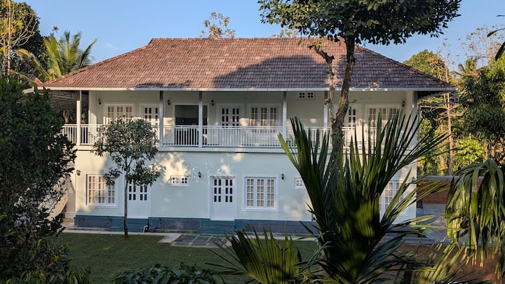 Meghamalhar Elaara - Premium Ground-floor Retreat - Wayanad