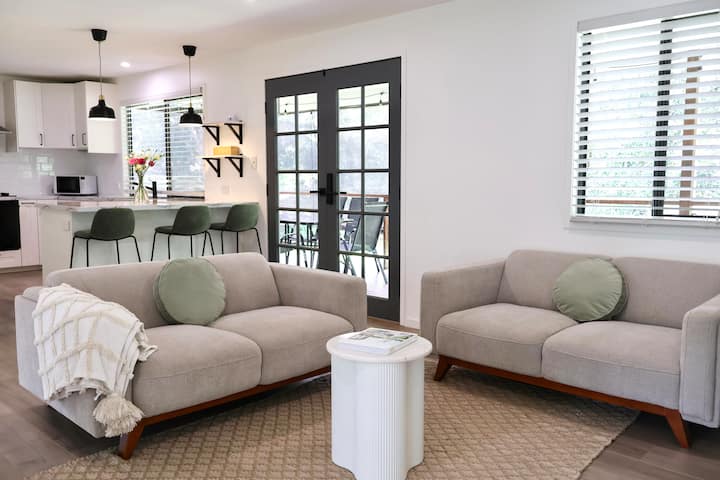 Fig Tree Cottage In Sunshine Coast Hinterland - Maleny