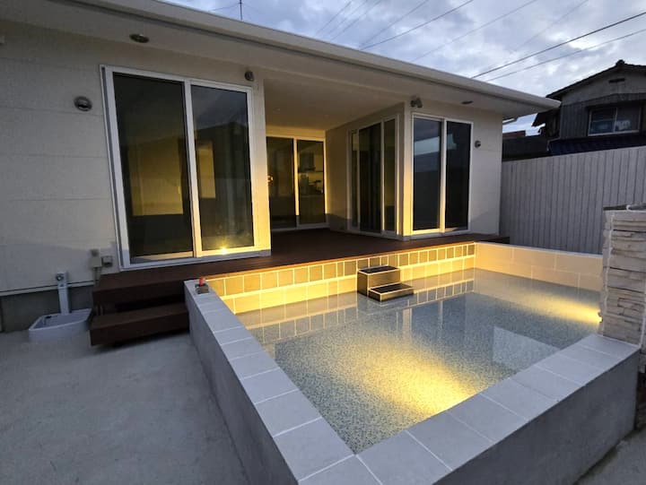 New Open!~bleu De Itoshima~
糸島の風を感じながらラグジュアリーな週末を - Fukuoka