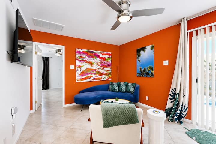 1br With Private Hot Tub, 8 Pools & Tennis - Palm Springs, CA