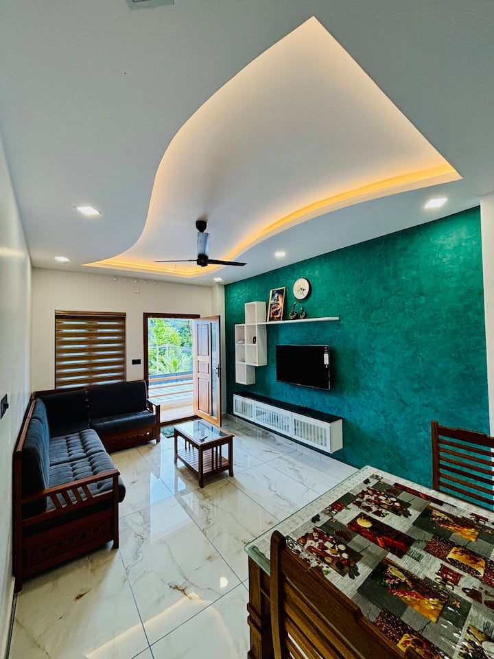 Quiet & Comfortable Family Stay At Thodupuzha - Thodupuzha